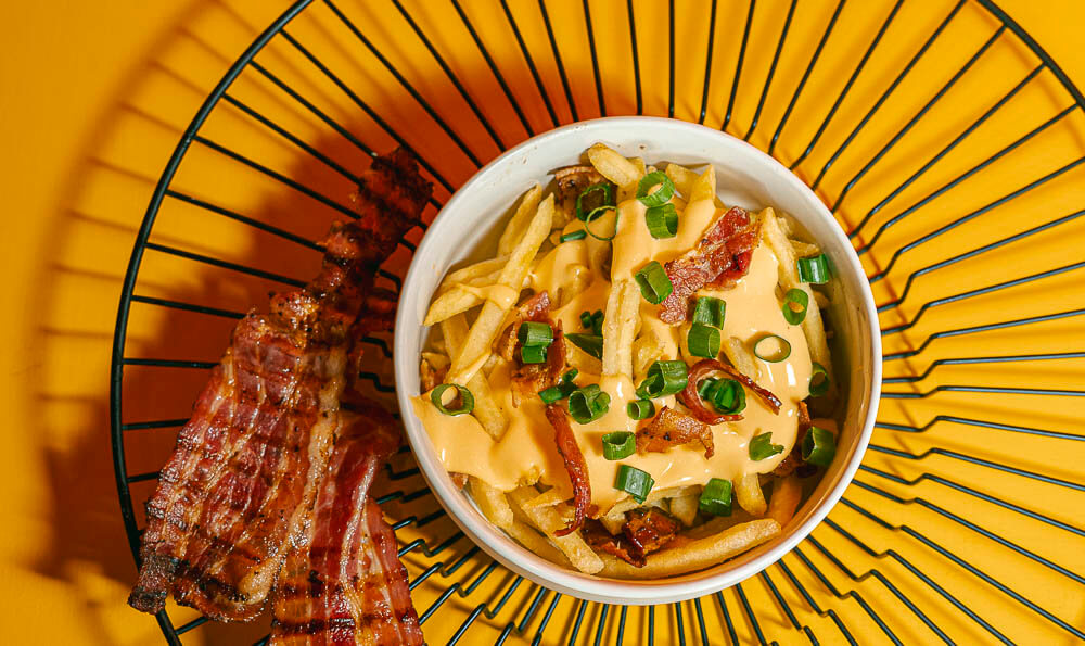 What to add to French fries? Check out our ideas for serving fries